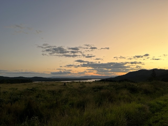 Tinaroo From Hevan | Photos and Images | Nature