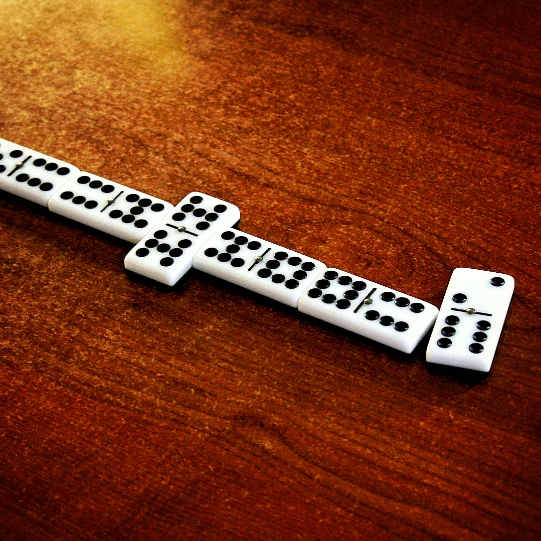 Dominoes | Photos and Images | Entertainment